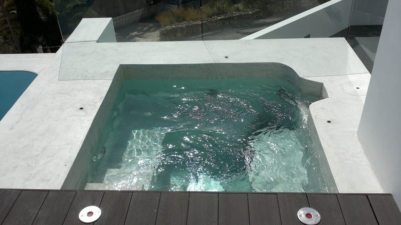 Piscina con jacuzzi diseño – Piscitec Altea
